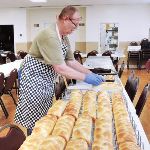 Batch baking for Easter | News, Sports, Jobs - Tribune Chronicle